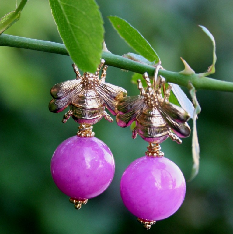 Ohrhaenger-Hummel-mit-Kugel-aus-pinker-Malay-Jade ♥ Dinky Donkey